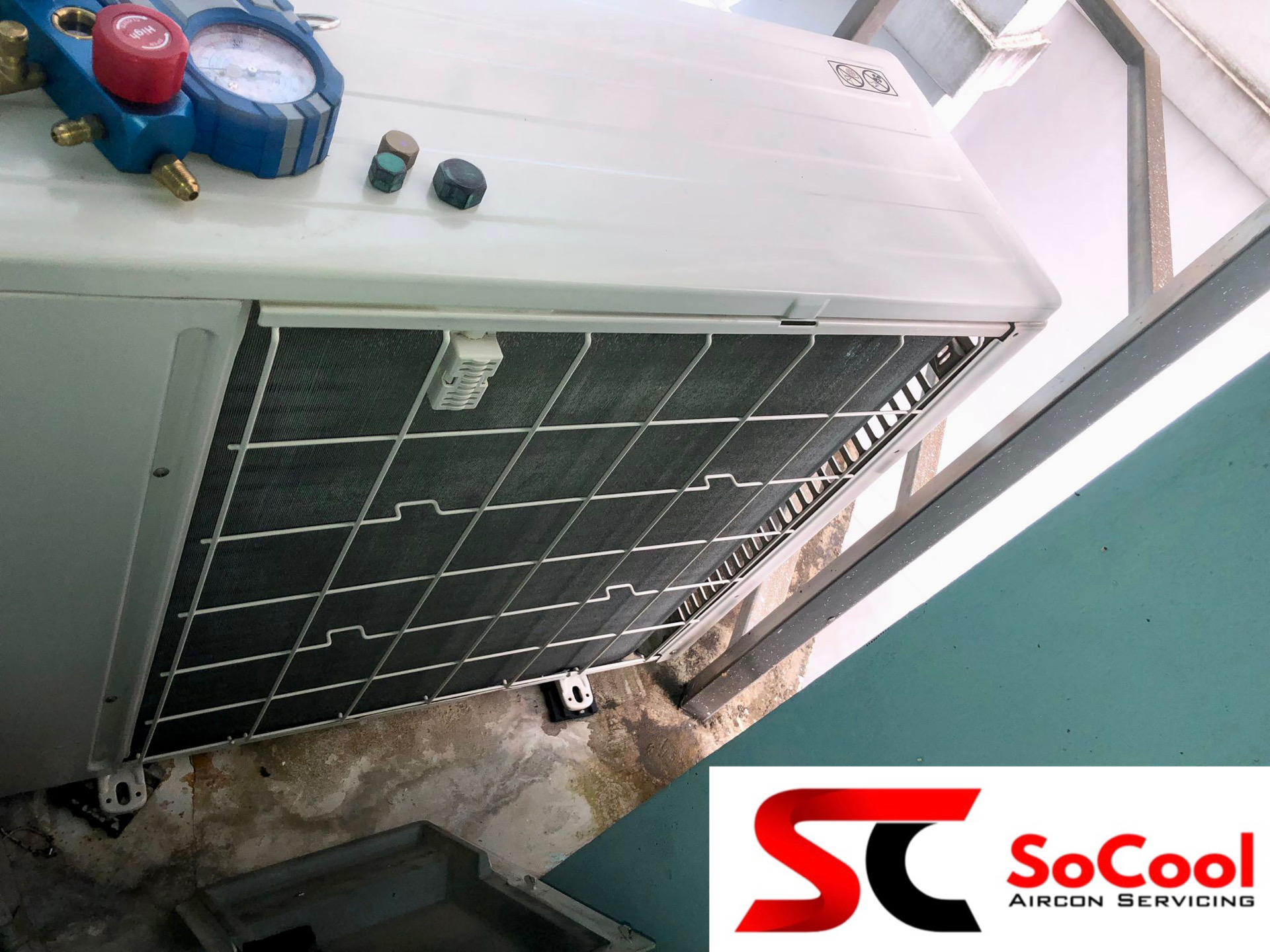 Chemical Wash Outdoor Condenser in Jurong - Aircon Service & Repair SG